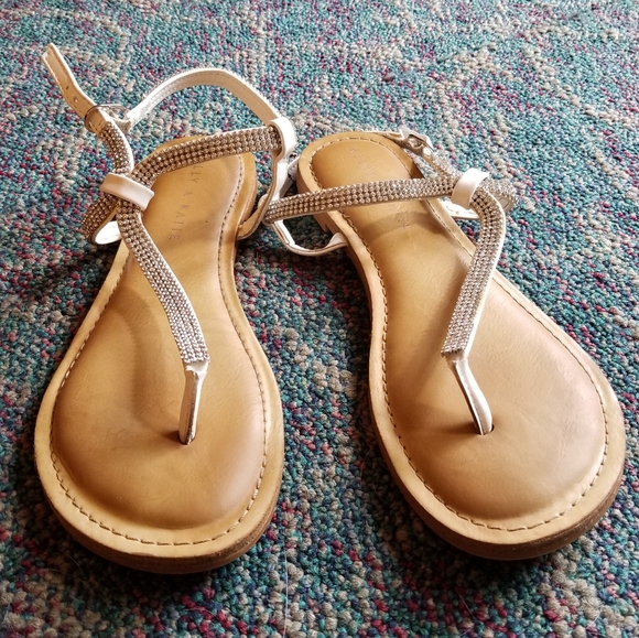 Kelly & Katie | Shoes | Kelly Katie Sandals | Poshmark